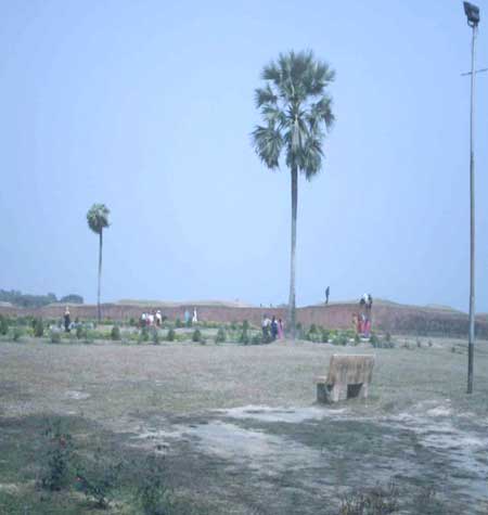 Bangladesh Tourism: Lalmai Moinamoti and Shalbon Bihar