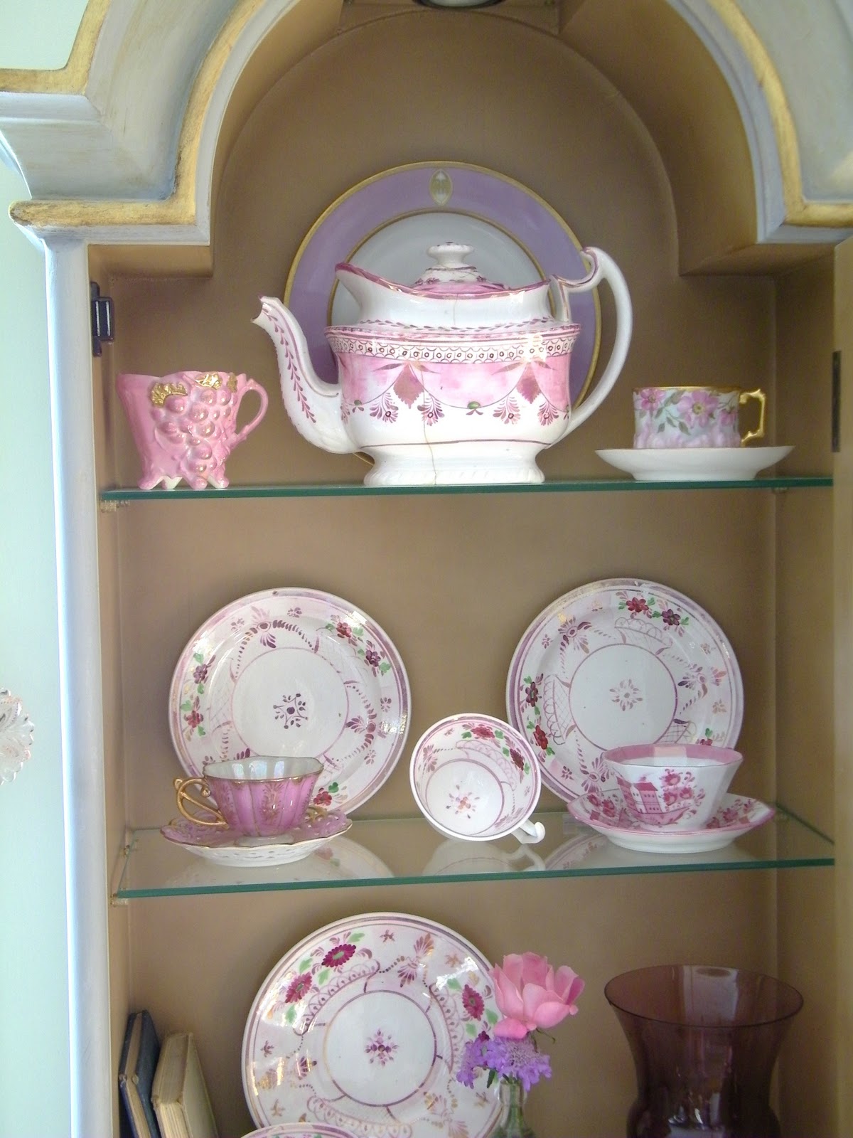 Maison Decor: Pink Lusterware