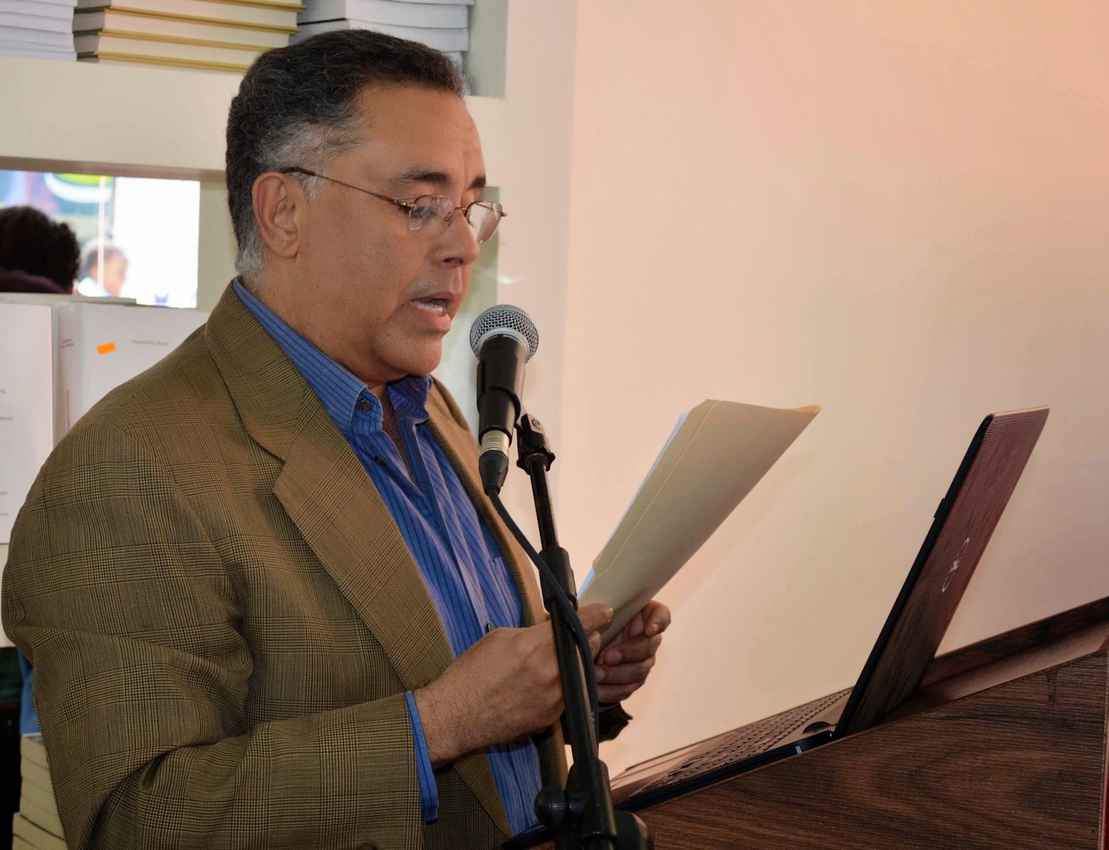 R E Y N A L D O D I S L A: PRESENTACIÓN DEL LIBRO: “ASCENSO Y CAÍDA DE ...