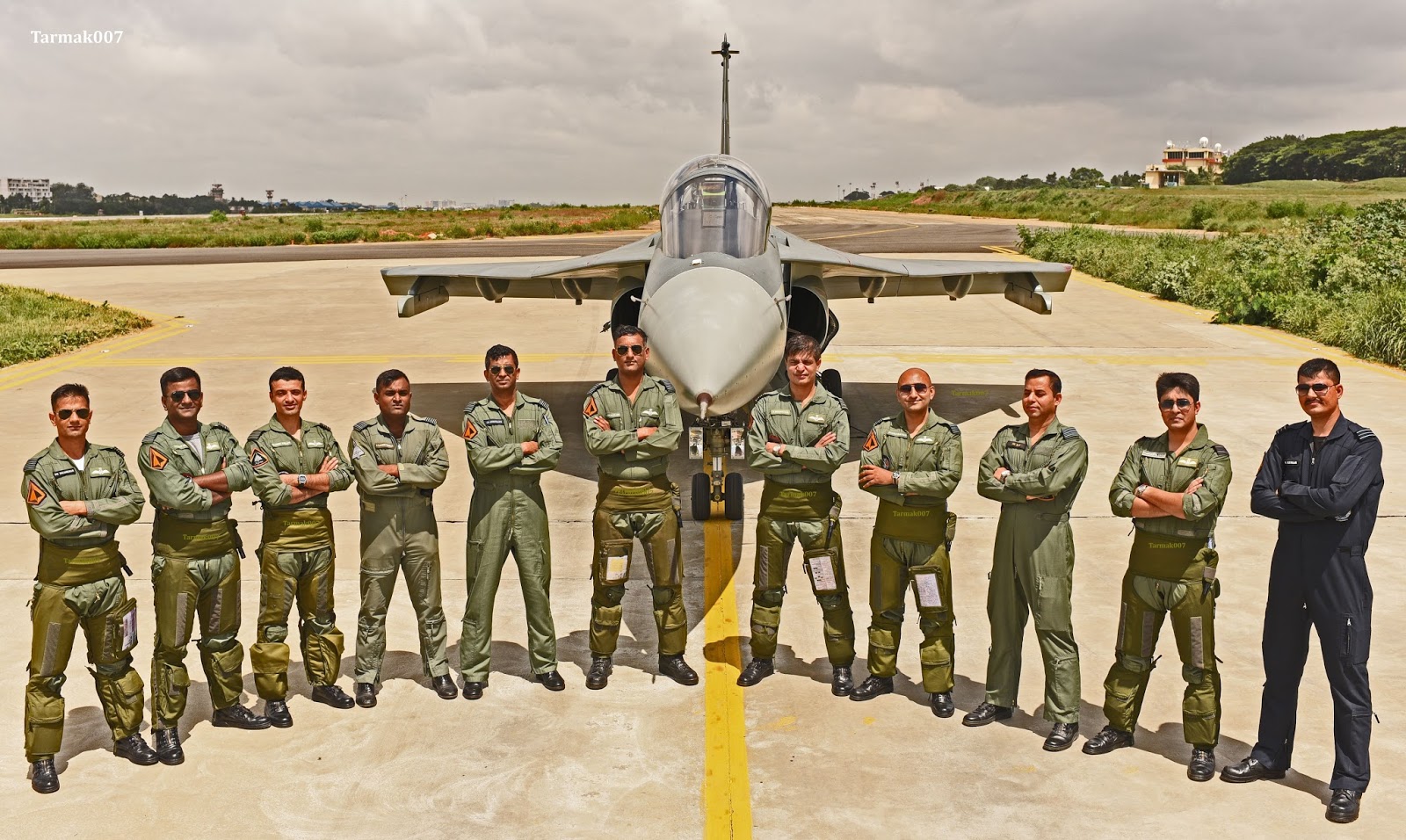Tarmak007 -- A bold blog on Indian defence: 'Intelligent’ Tejas does ...