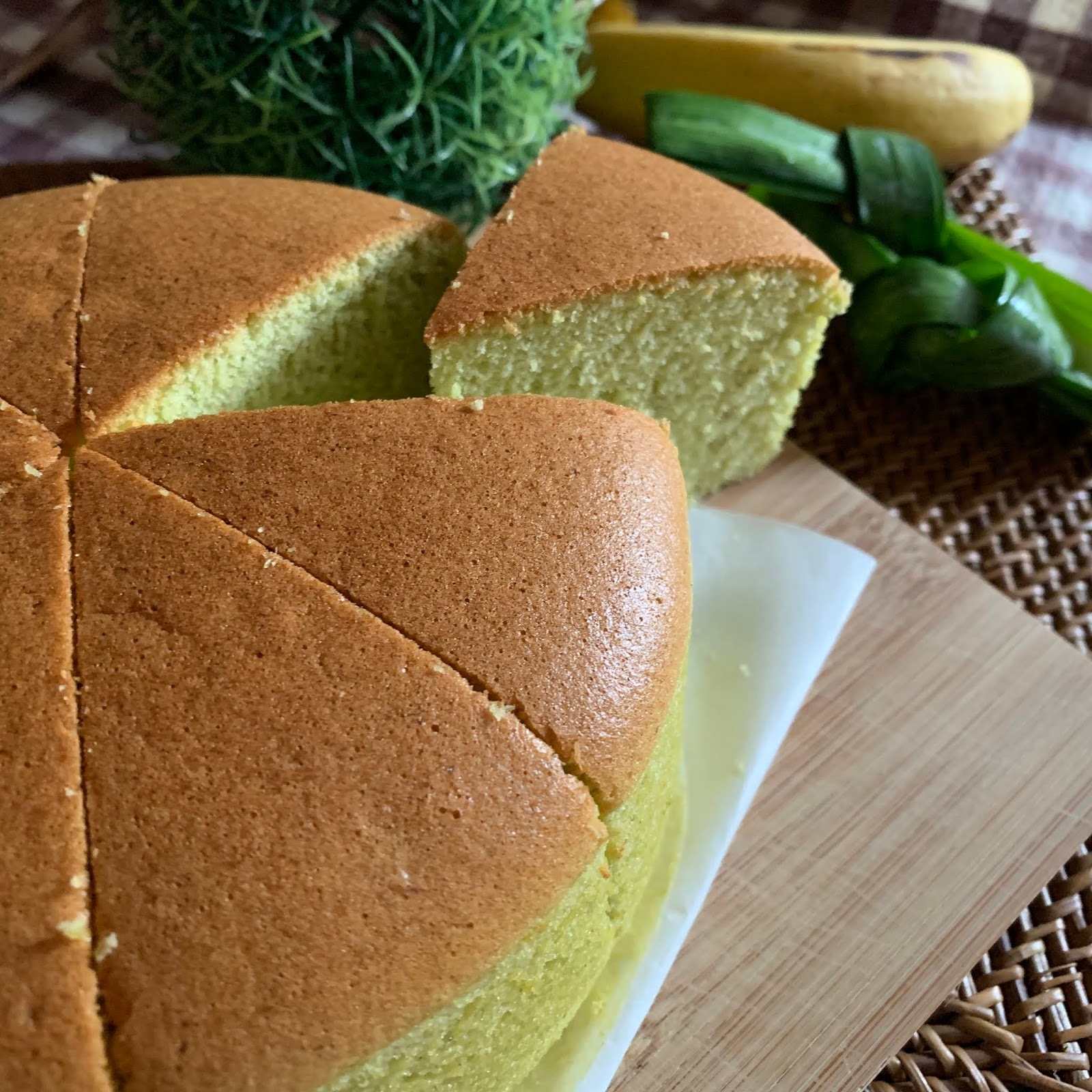 My Mind Patch: Pandan Banana Chiffon Cake