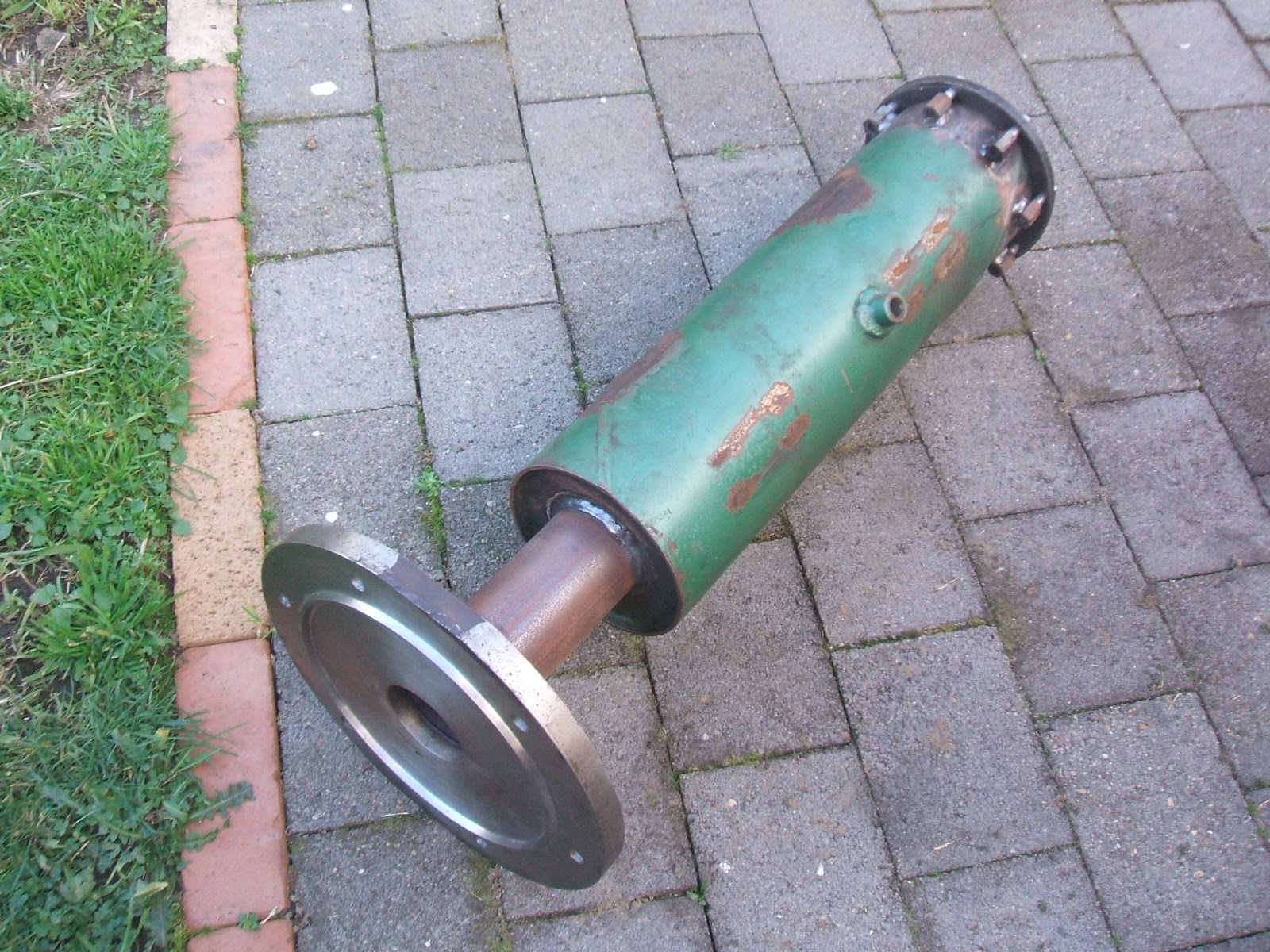 Fuel from waste oil and plastic DIY Orion: Retort vessel Orion #4