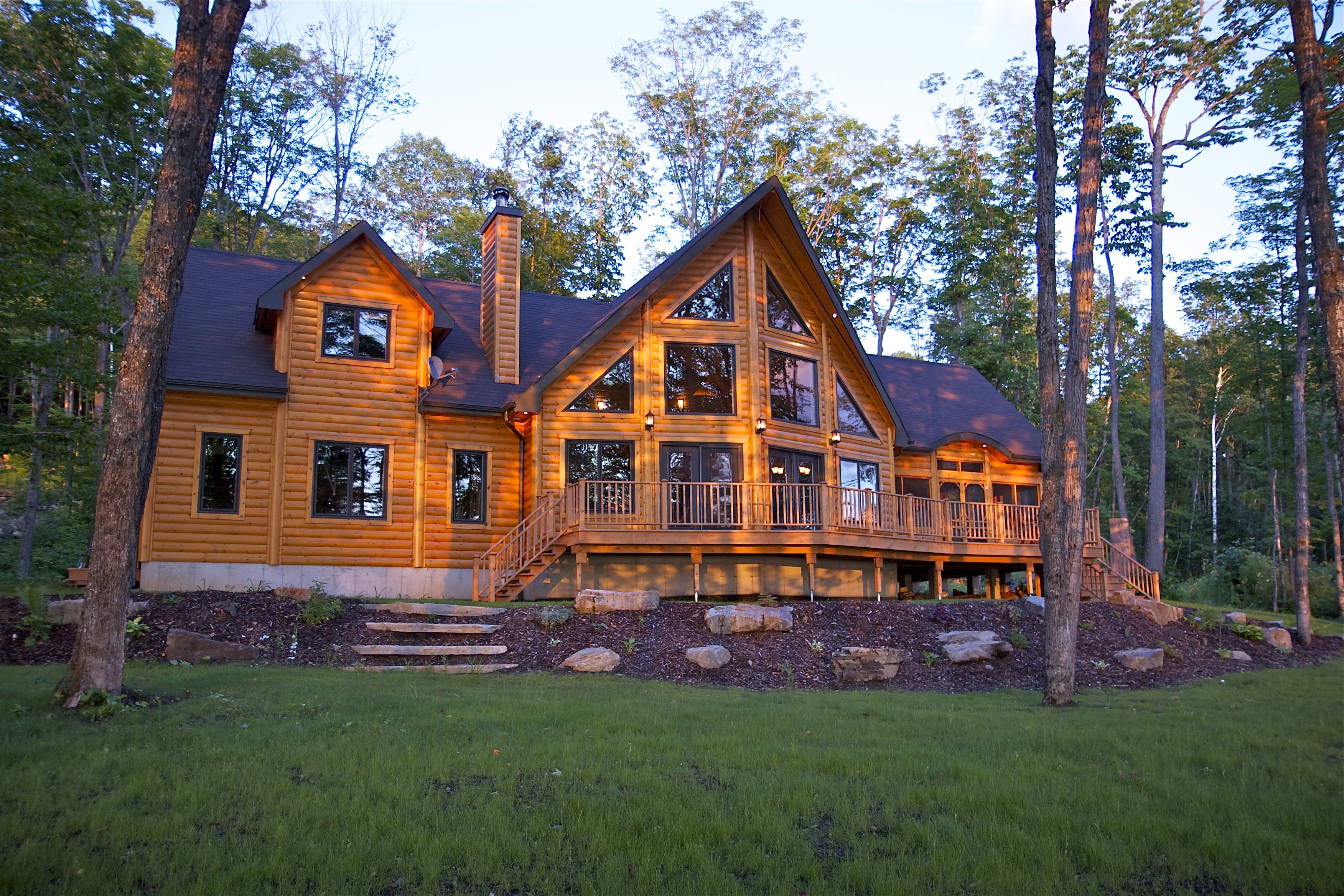 Front Elevations of 15 Stunning Log Homes and Log Mansions - Super Log ...