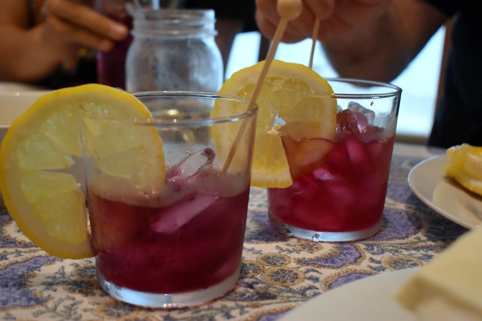 Color-Changing Nam Dok Anchan (Butterfly Pea Flower Lemonade) #SundayFunday