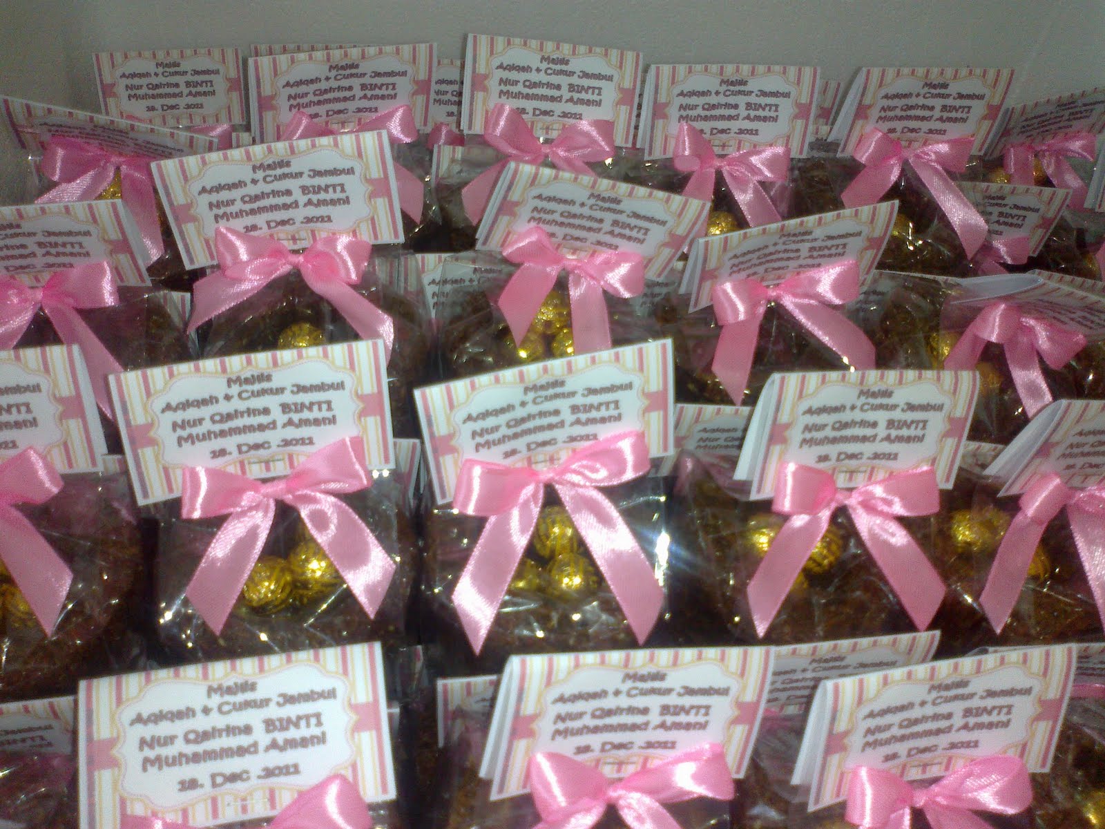 ~ Lyssa Eshoppe ~ Cenderahati / doorgift / kotak cenderahati: Cenderahati