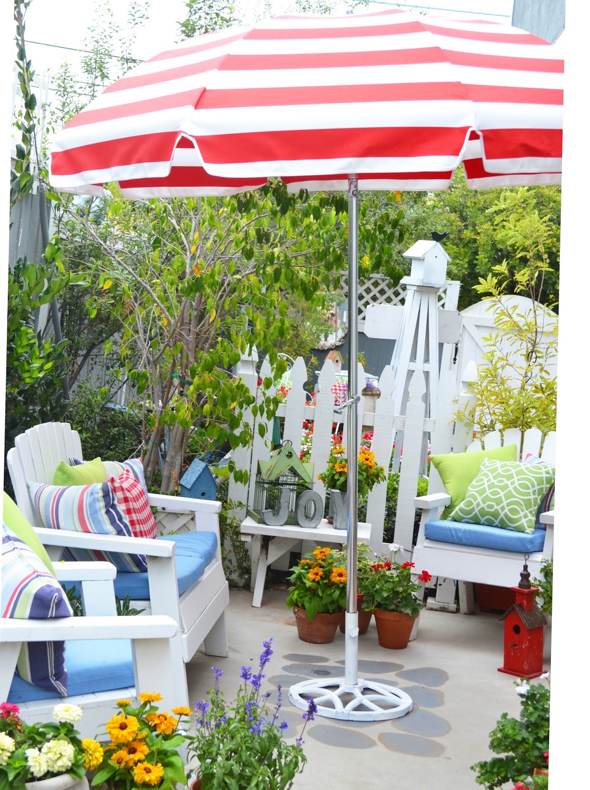 My Painted Garden: Adding Pops of Color and "Water-Wise" Garden Flowers