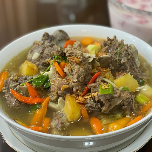 SOP BUNTUT SIMPLE TANPA REMPAH - Resep Masakan nusantara