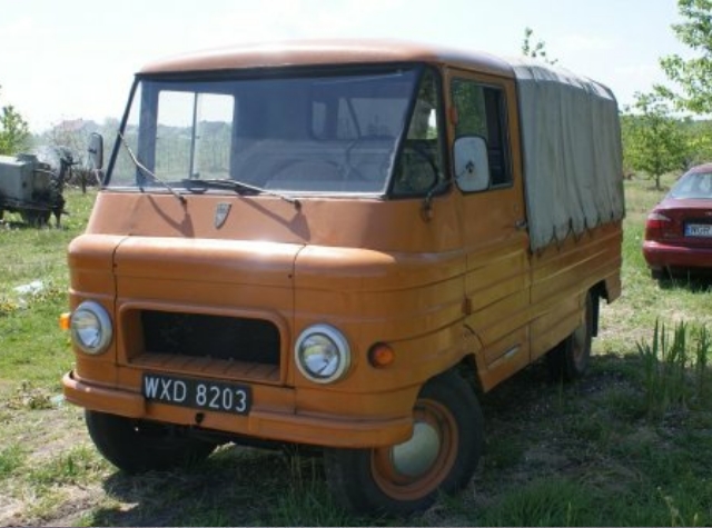 CRUISER - Clásicos en escala 1/43 (1:43 Classics): FSC ZUK A03 (1960)