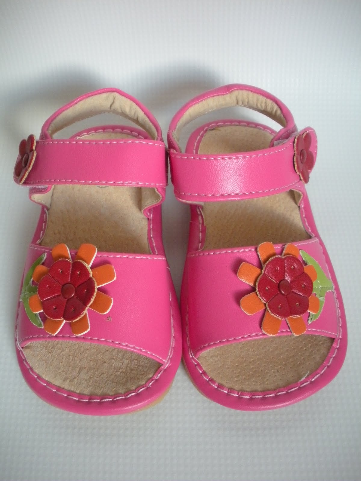 Squeaky Shoes for Tiny Tots: Girls Squeaky Sandals