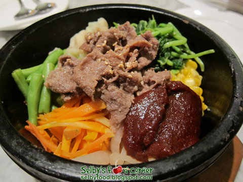 Selby's Food Corner: Han Gang, Taman Anggrek