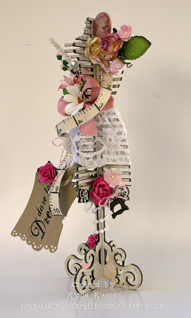 Wild Orchid Crafts: Decorated Dress Form