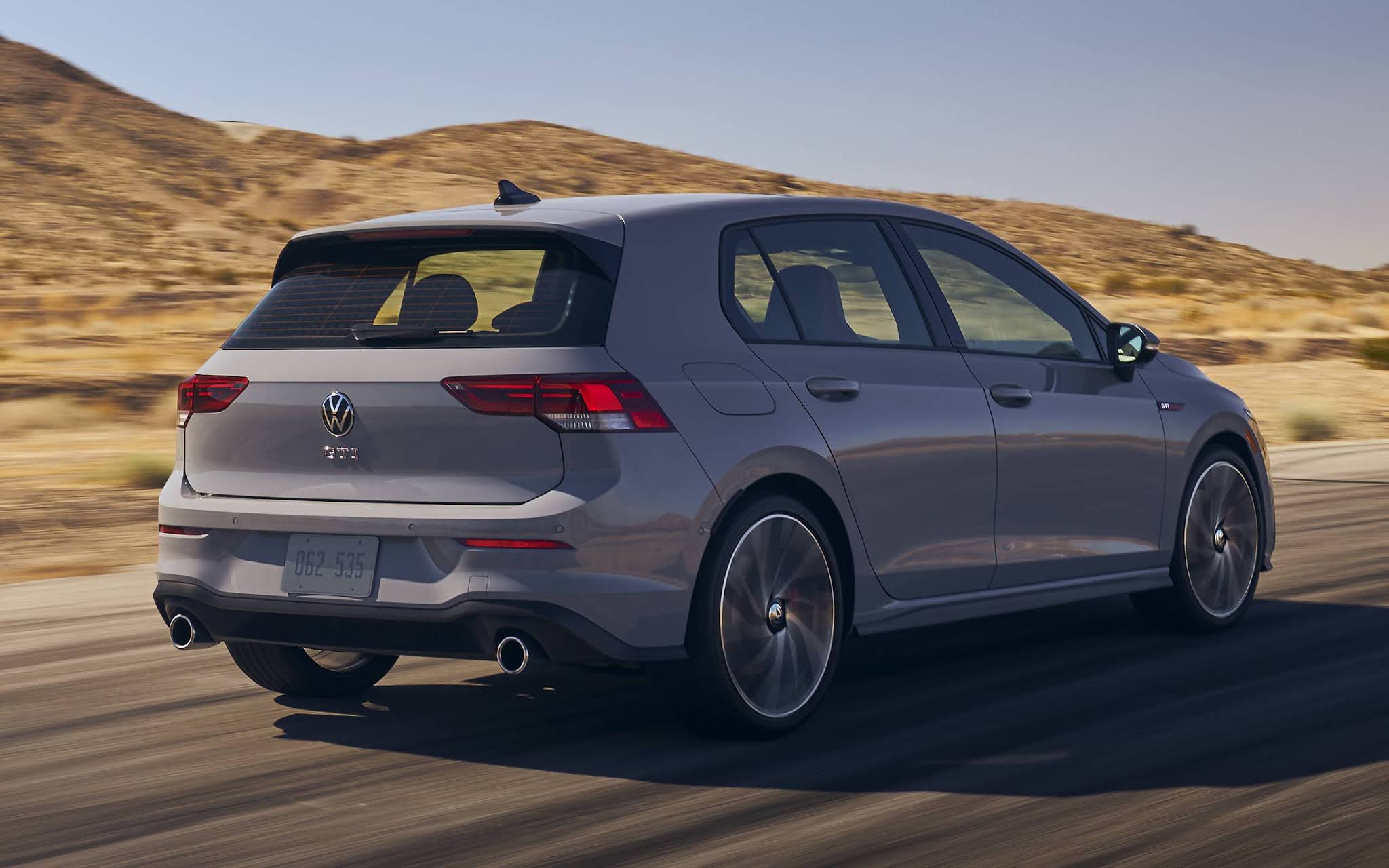 Novo Golf GTI Mk8 2022 chega aos EUA: preço equivale a R$ 155 mil