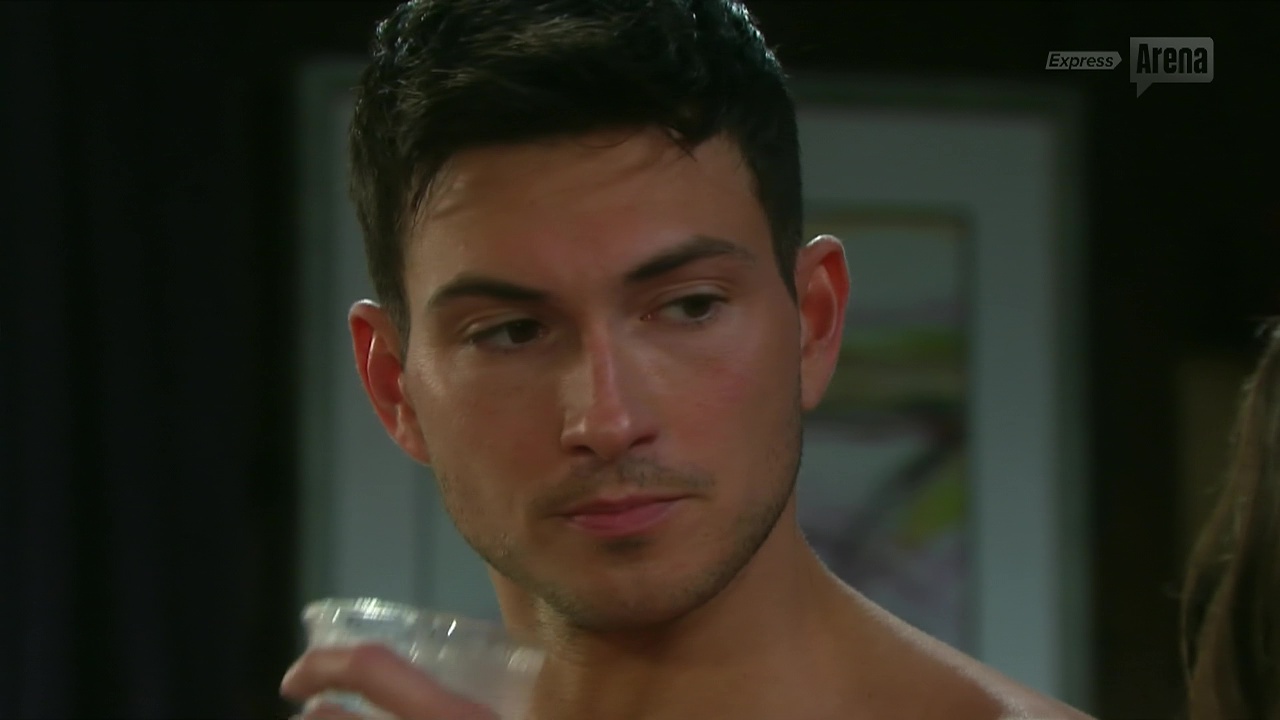 ausCAPS: Robert Scott Wilson shirtless in Days Of Our Lives