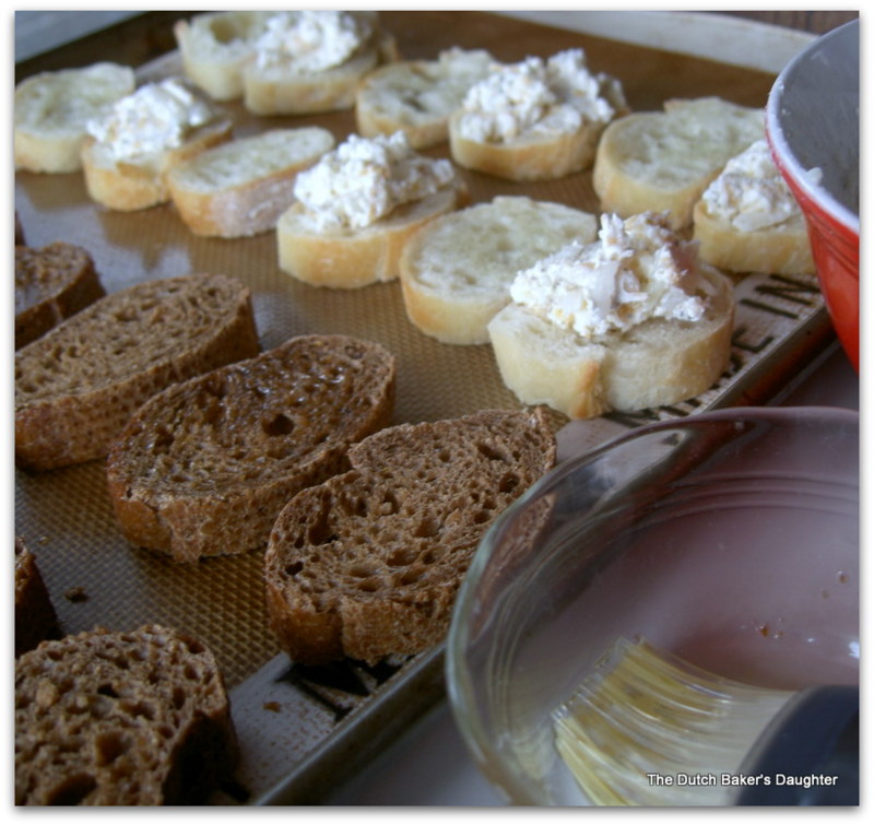 The Dutch Baker's Daughter: Grilled Cheese Sliders