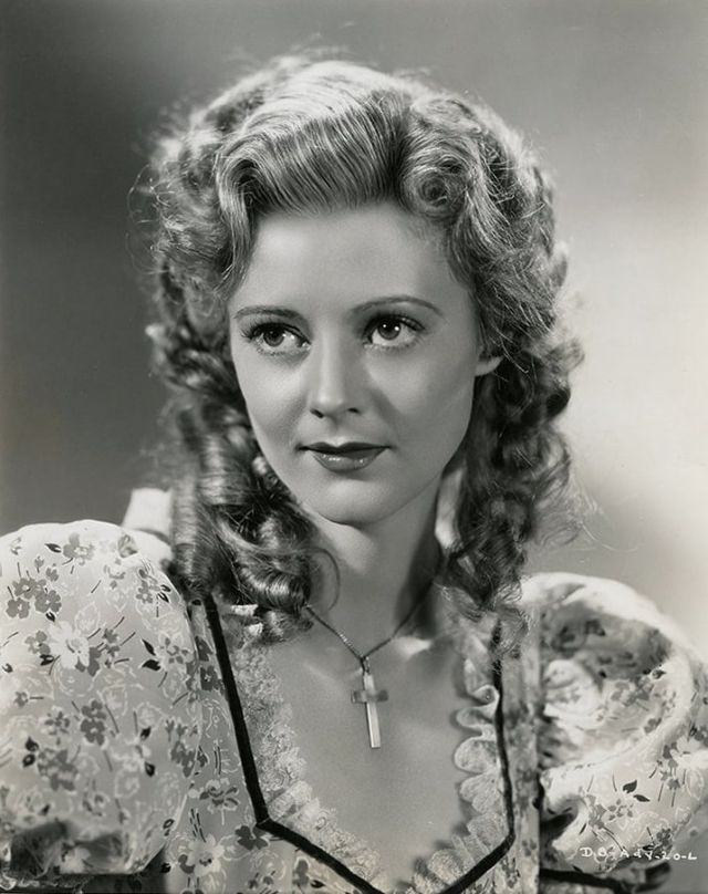 Gorgeous Photos of British Actress Heather Angel in the 1930s and ’40s ...