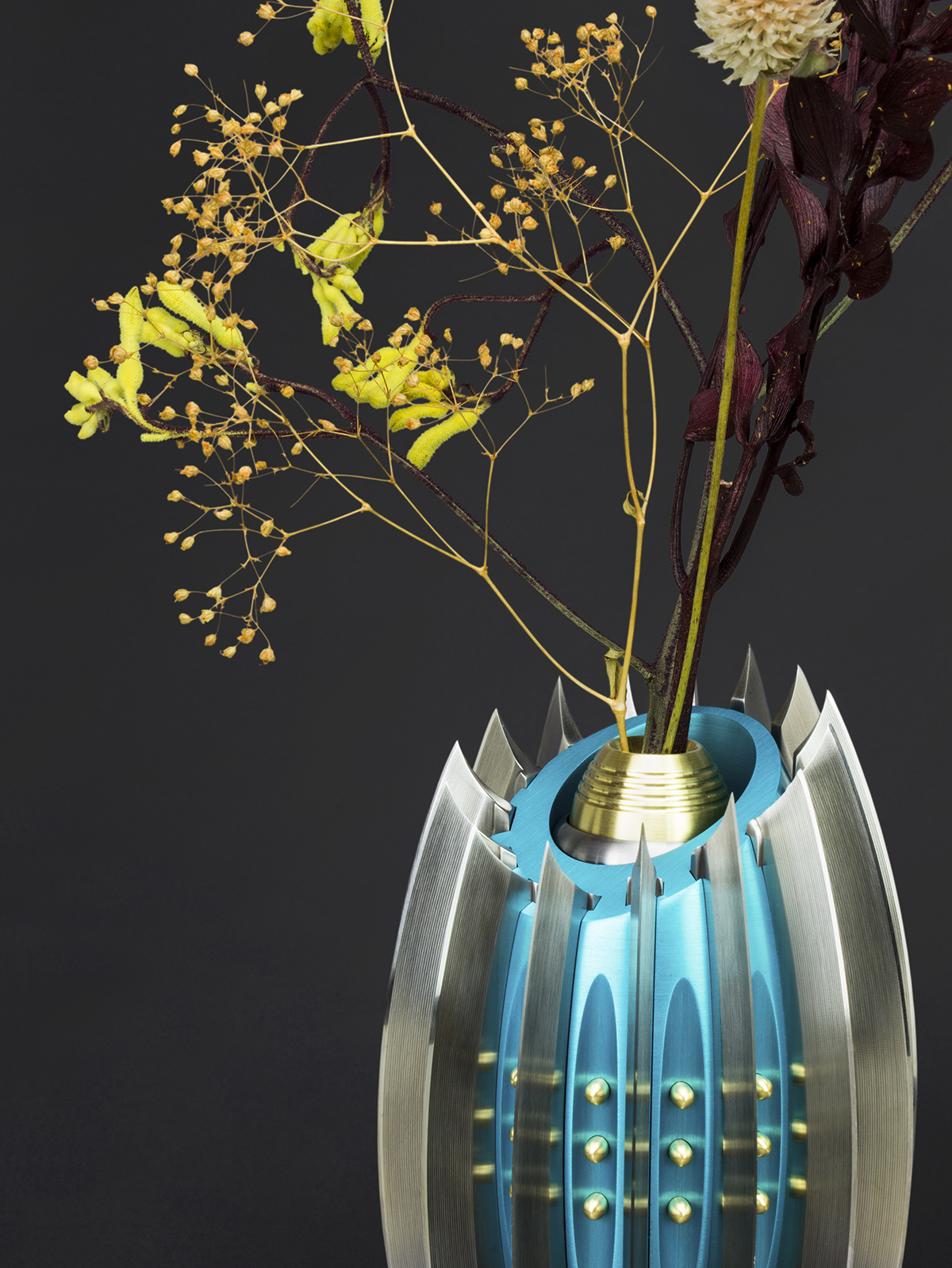 My Sculpture Blog: Sculptural Knife Vase