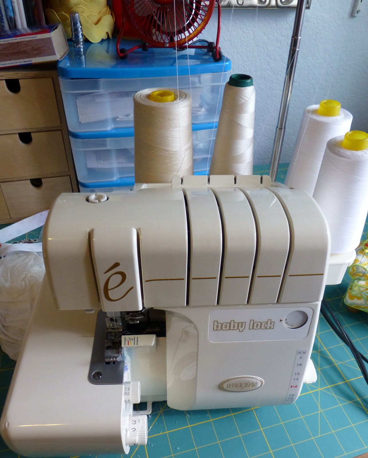 Sew Delightful: Suz Sewing Studio