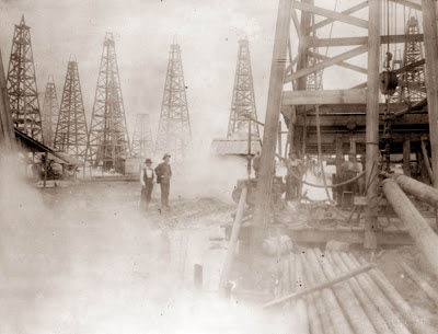 Vintage American Images: The Spindletop strike marks the beginning of ...