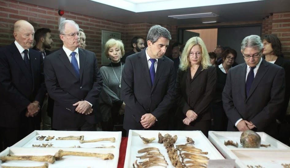 ΤΑ ΟΣΤΑ ΤΟΥ ΒΟΥΛΓΑΡΟΥ ΤΣΑΡΟΥ ΣΑΜΟΥΗΛ ΒΡΙΣΚΟΝΤΑΙ ΣΤΗΝ ΕΛΛΑΔΑ – Ανοπαία ...