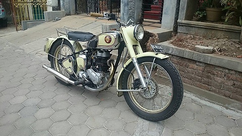 BSA C11 250 Year 1952 Forsale Motor Tua BSA - BANDUNG - LAPAK MOBIL DAN MOTOR BEKAS