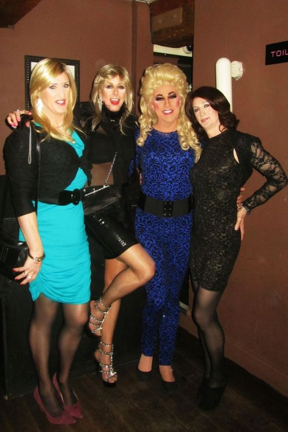 Beautiful Crossdressers Crossdressers Party Night Out