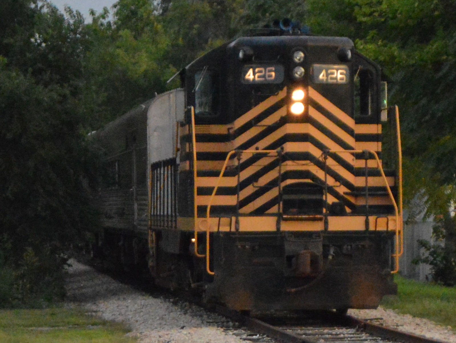 Towns and Nature: Tipton, IN: Surprised by a NKP diesel and Indiana ...