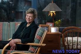 The death of 75-year-old political journalist Cookie Roberts - NEWS TODAY