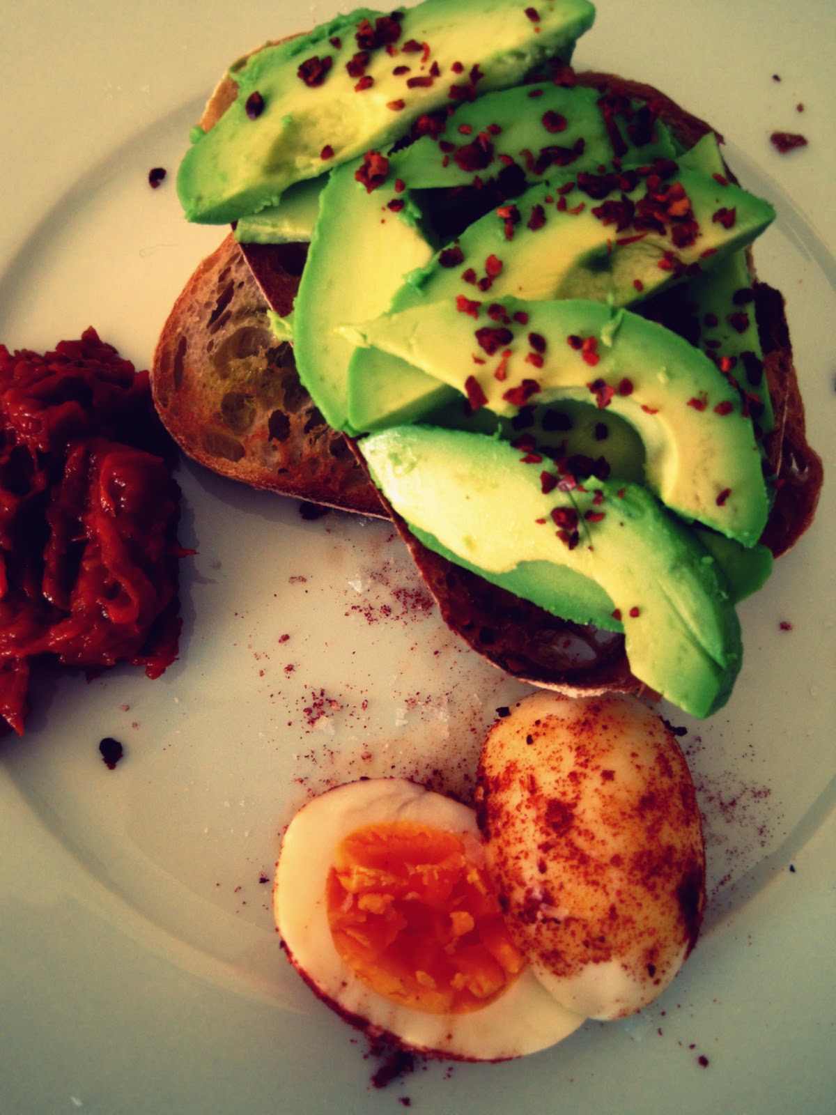 come · con · ella: avocado on sourdough, paprika egg and tomato jam