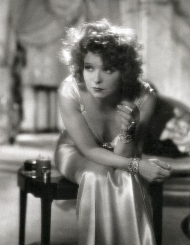 40 Beautiful Portrait Photos Of Clara Bow During The Filming Of ‘call Her Savage 1932