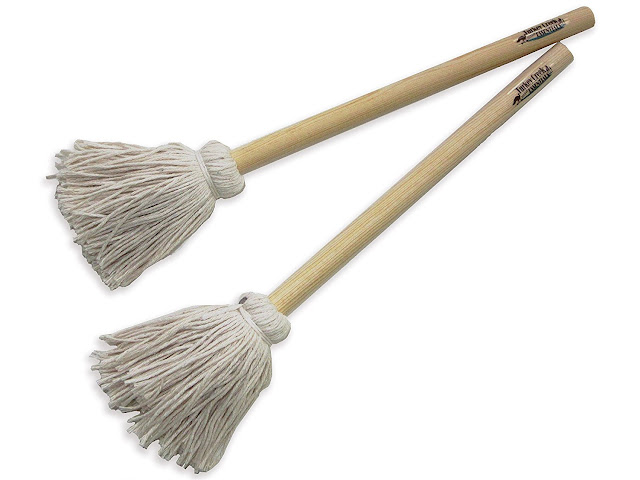 daily timewaster: BBQ Mops