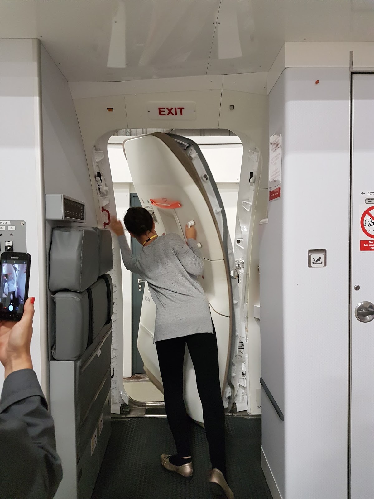 Jet 2 Cabin Crew / Jet2.com Cabin Crew Training / Check spelling or ...