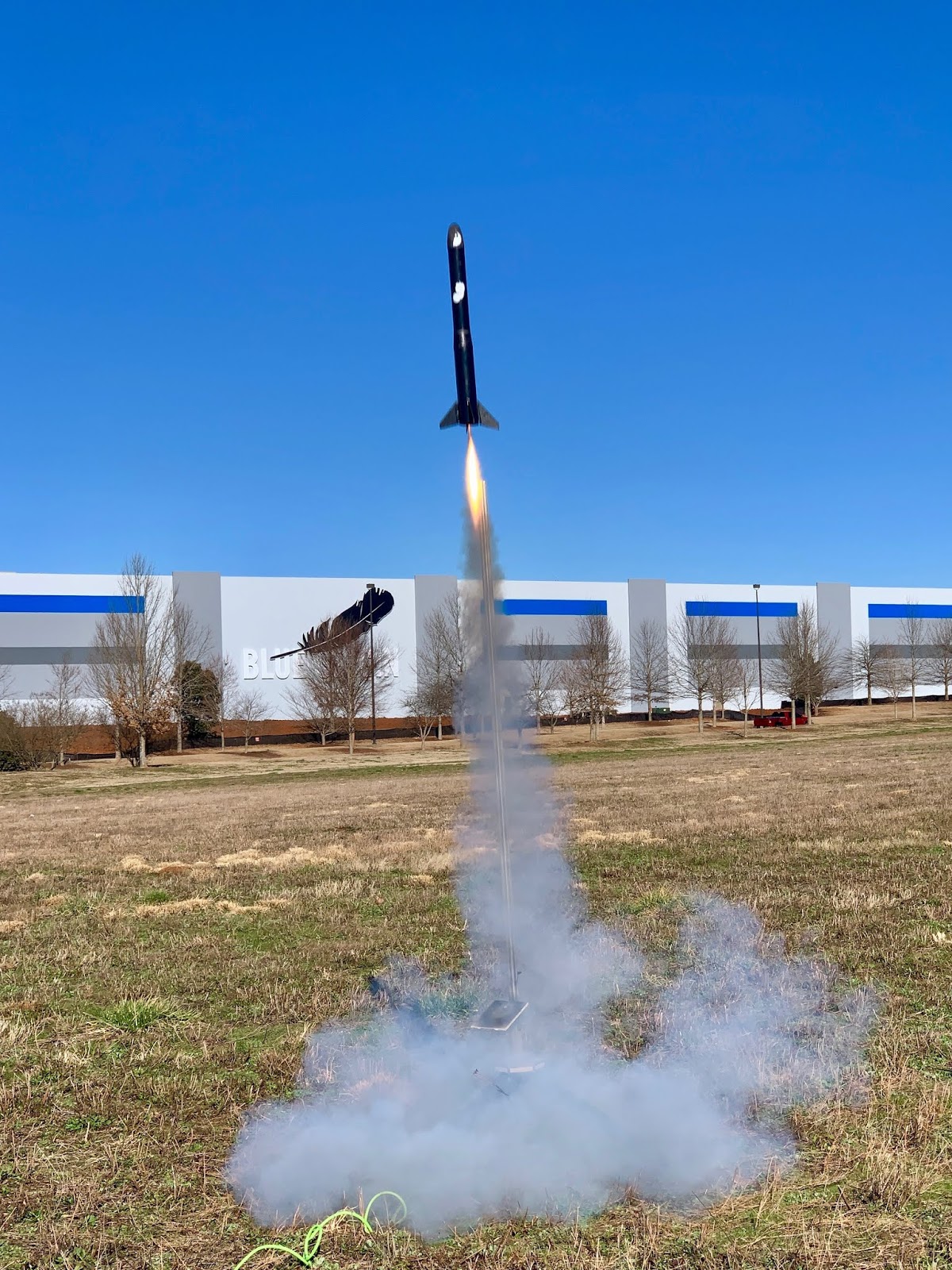 Rocketeer's Corner: Some launch pics...