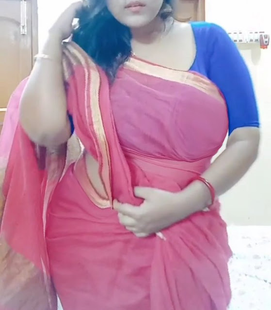 Desi Aunties lover: Desi Milky Bhabhi With Sexy Figure