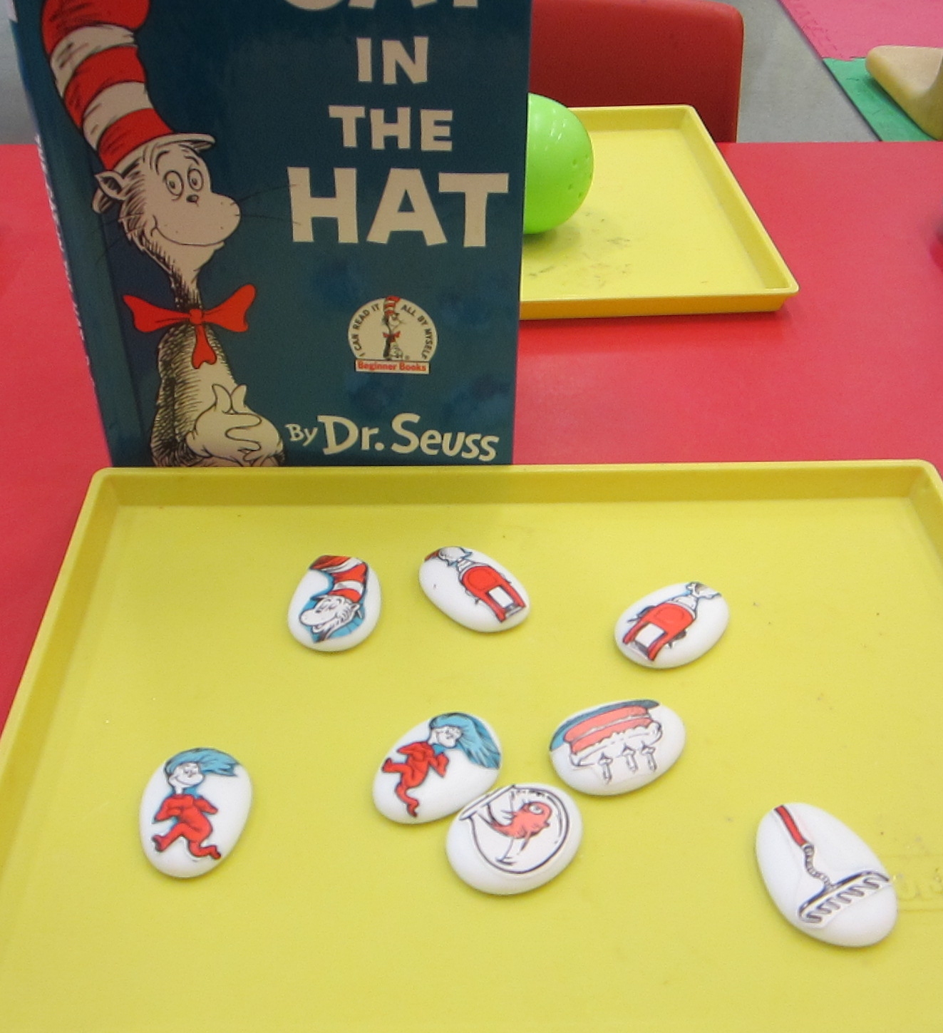 StrongStart: Seuss Play Trays