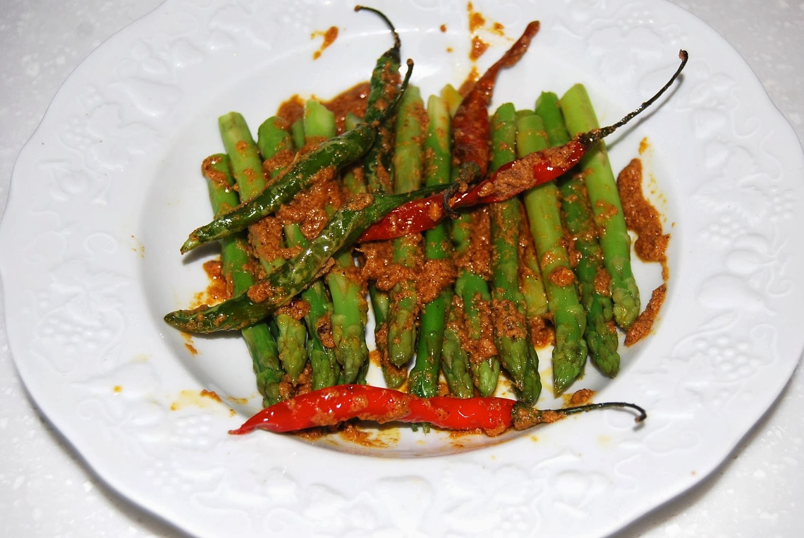 Kurelo Sandeko (Nepali Asparagus Relish) ~ HAMRO NEPALI KHANA