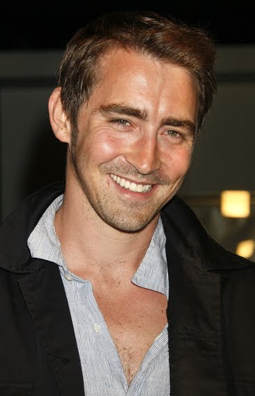 my new plaid pants: I Am Link