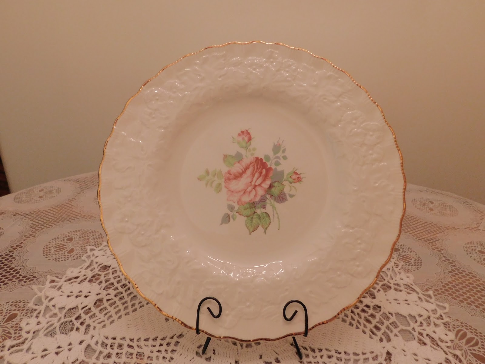 Lost Lovelies Found: Alfred Meakin Crown Ducal Florentine Rose Serving ...