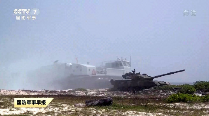 SNAFU!: PLAGF Type 96, unloading from a PLAN LCAC that is piloted by ...