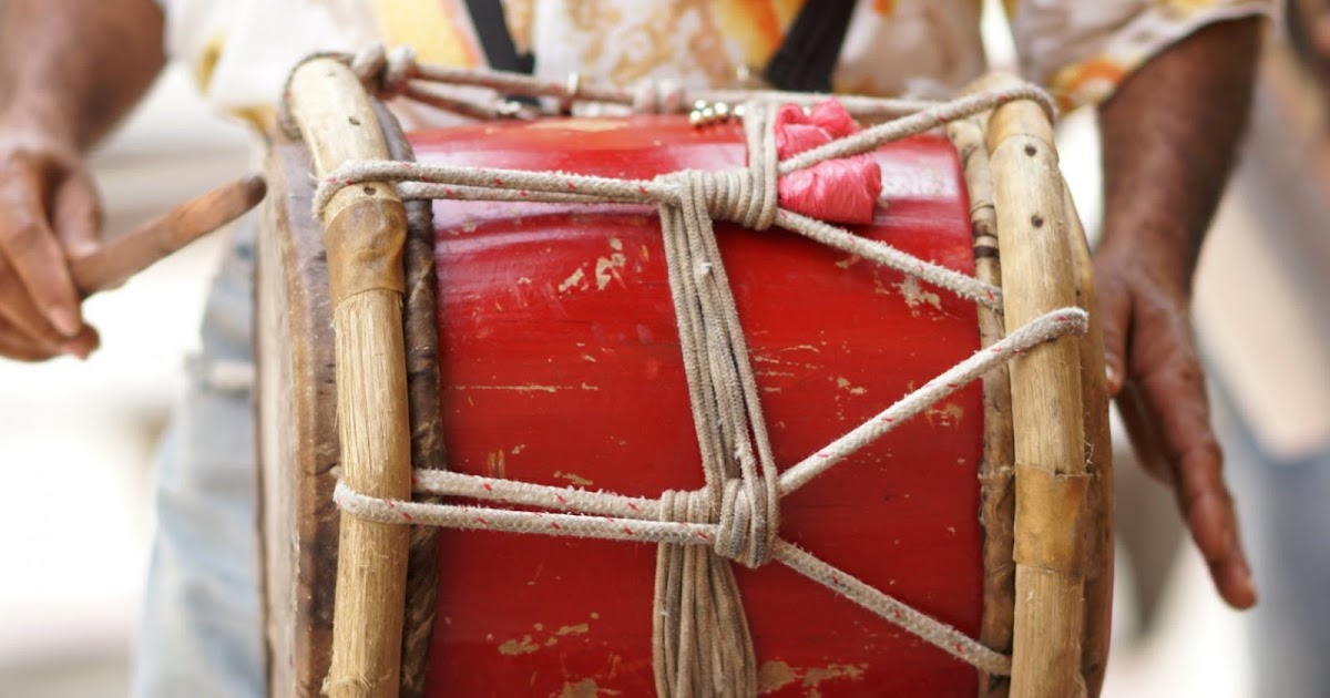 Los Instrumentos Latinoamericanos: La Tambora Dominicana