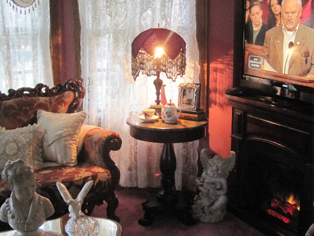 Happy To Be: ~My Victorian Boudoir~