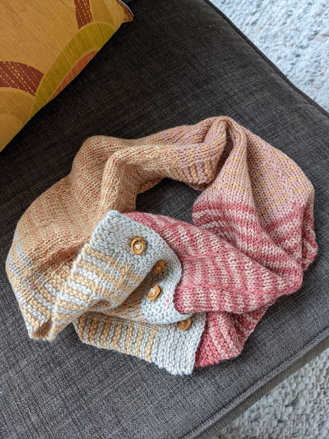 Bartacks and Singletrack: Train Track neckwarmer