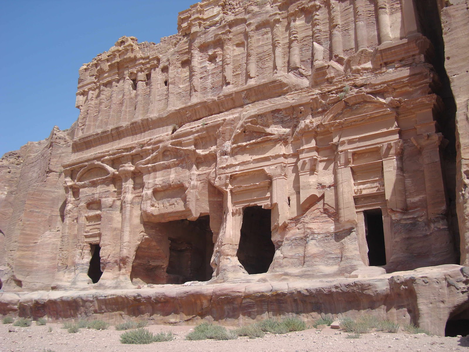 The Wanderlust Compass: Petra: The eternal and unforgettable pink city ...