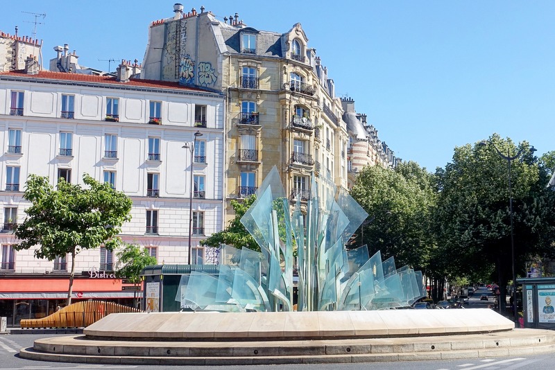 Paris : Fontaine de la place Gambetta - XXème - Paris la douce ...