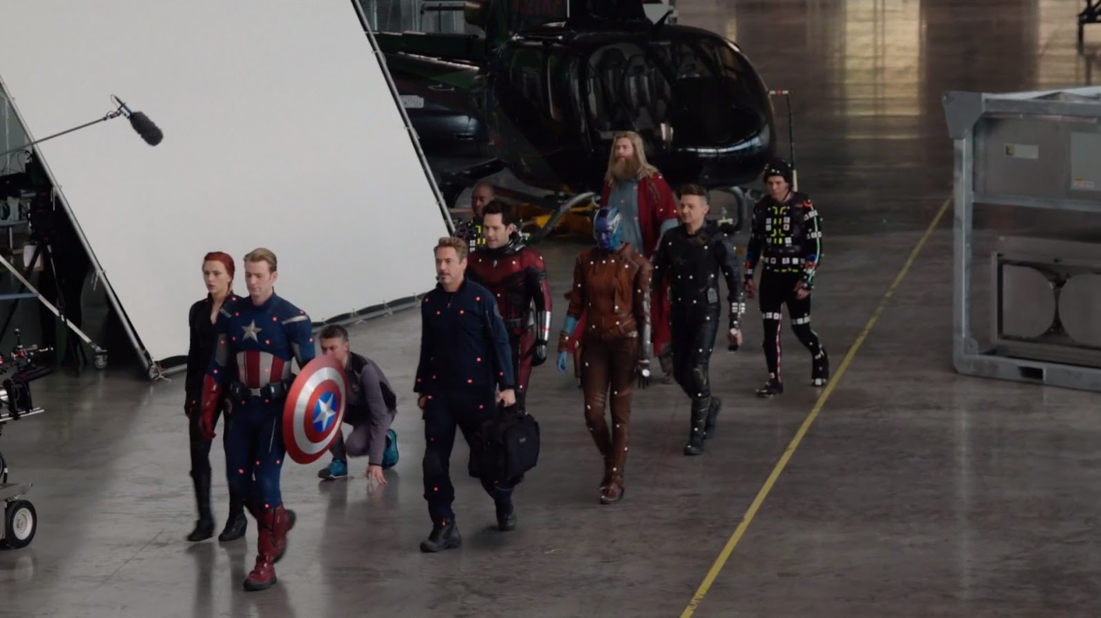 See 22 Behind the Scenes Images From AVENGERS: ENDGAME