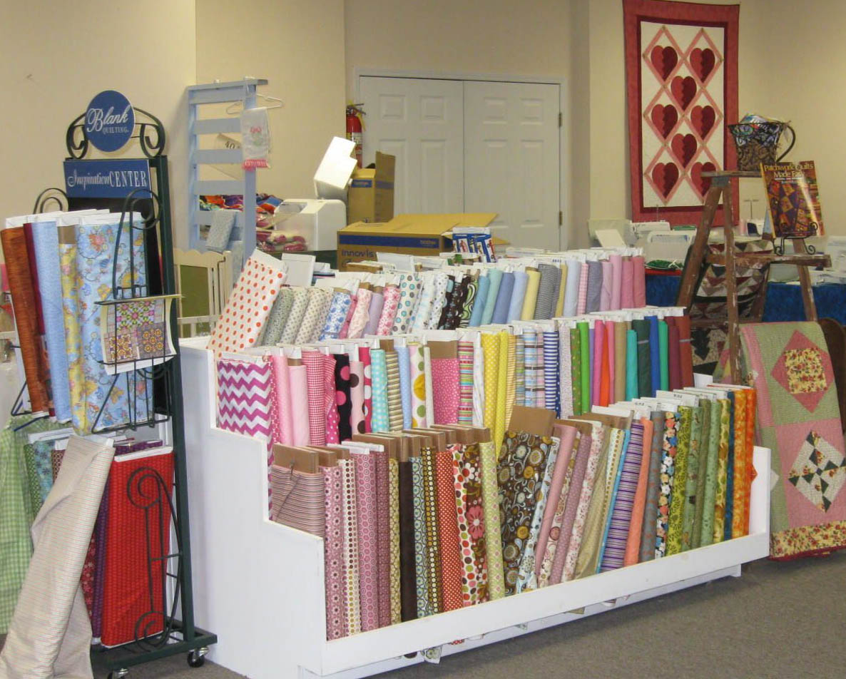 Fiber Antics by Veronica: My Fabric Rep Trek: Fabric Expressions