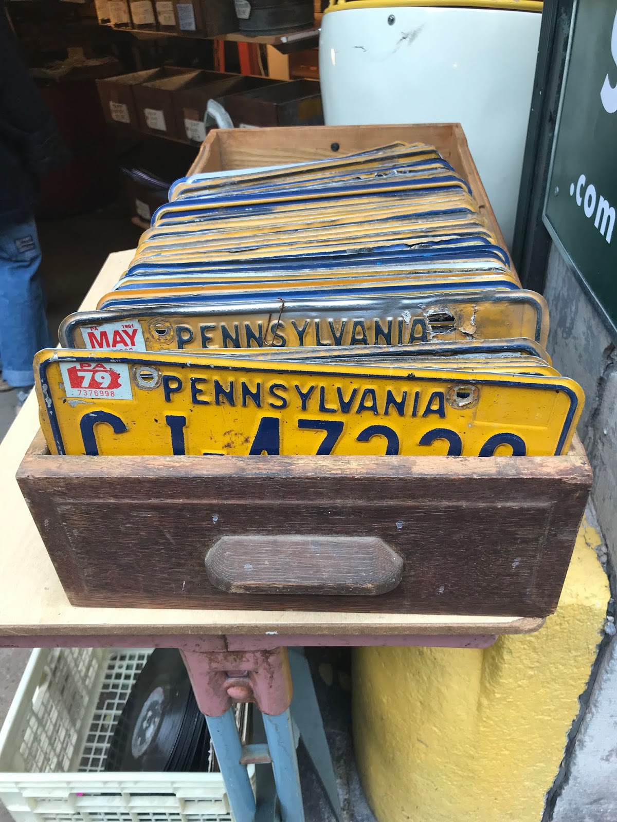 blah to TADA!: Car Plate Crafts