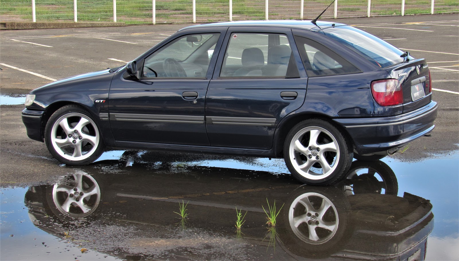 A sensação de guiar o Volkswagen Pointer GTi 1996!