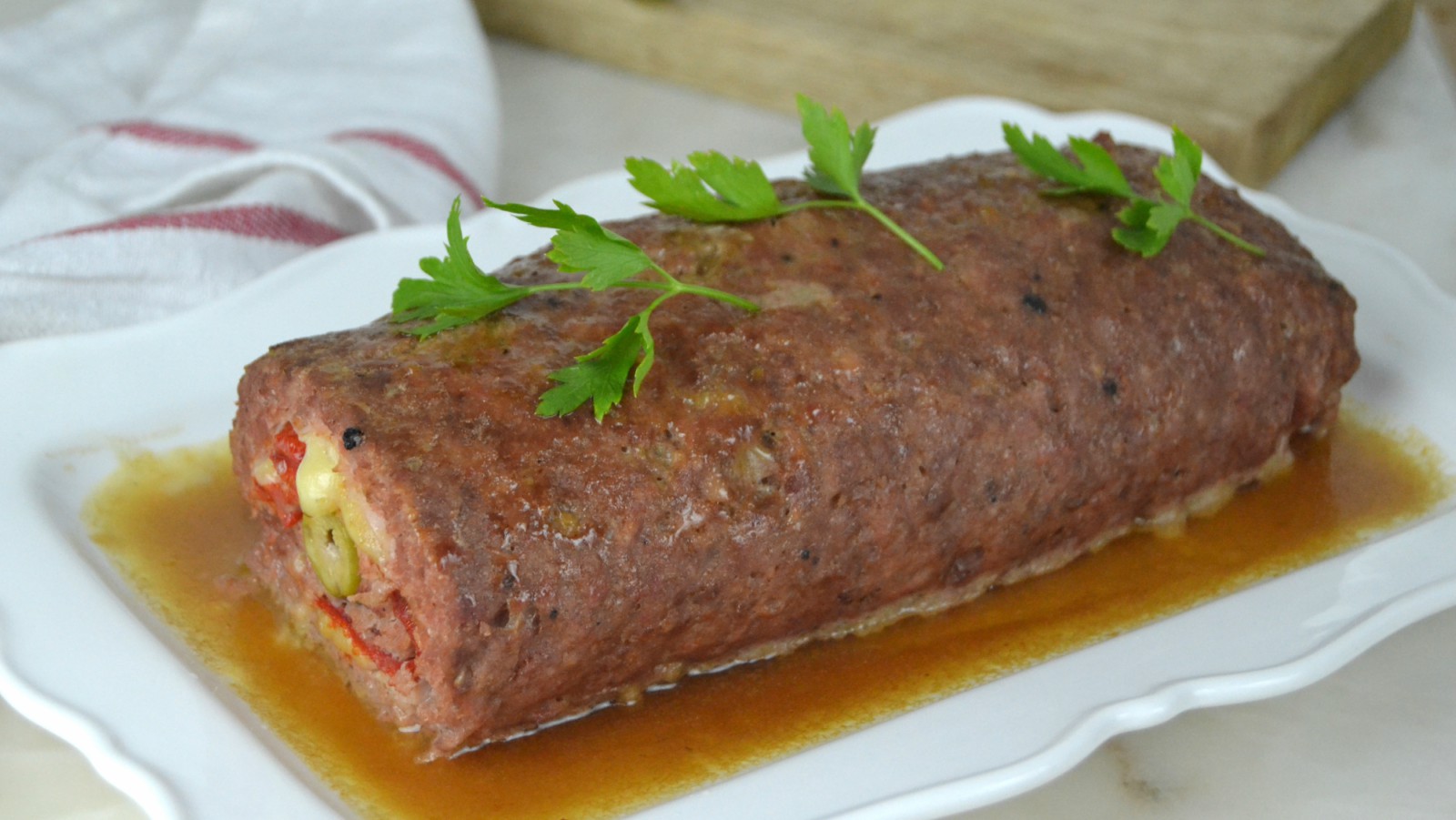 Rollo De Carne Picada Relleno De Jamón Y Queso Cuuking Recetas De Cocina