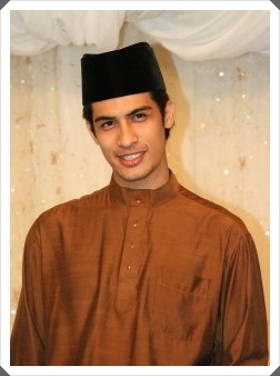 10 Artis Lelaki Terkacak di Malaysia