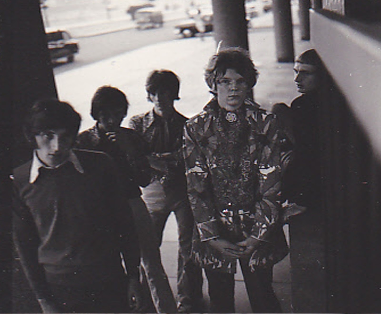 ART INTO DUST: The Syn: Previously Unseen Pictures